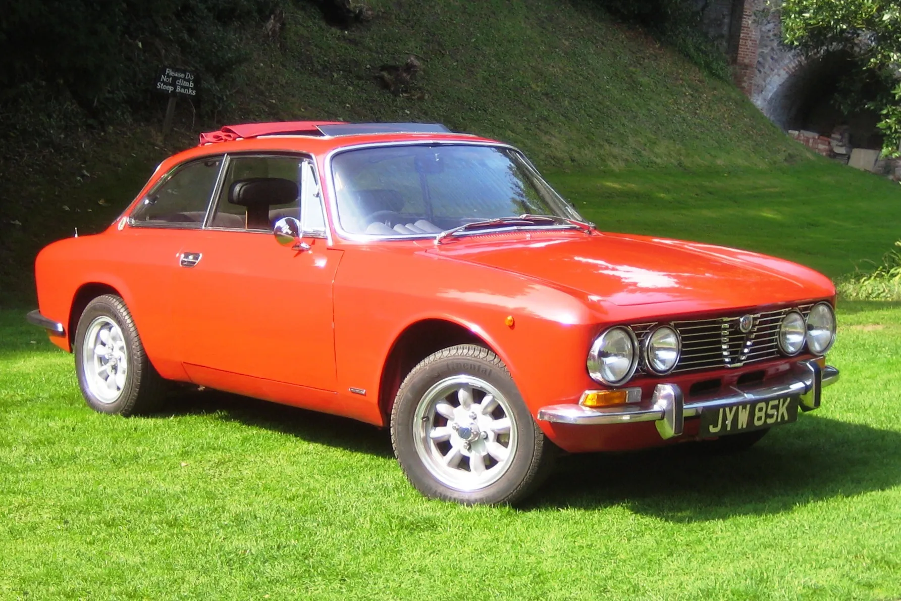 Alfa-Romeo 2000