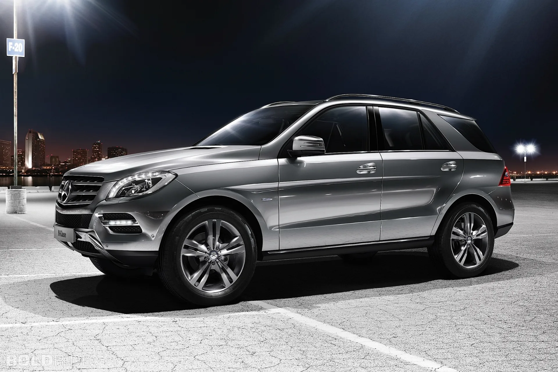 Mercedes Benz ML 500 4MATIC Image 3