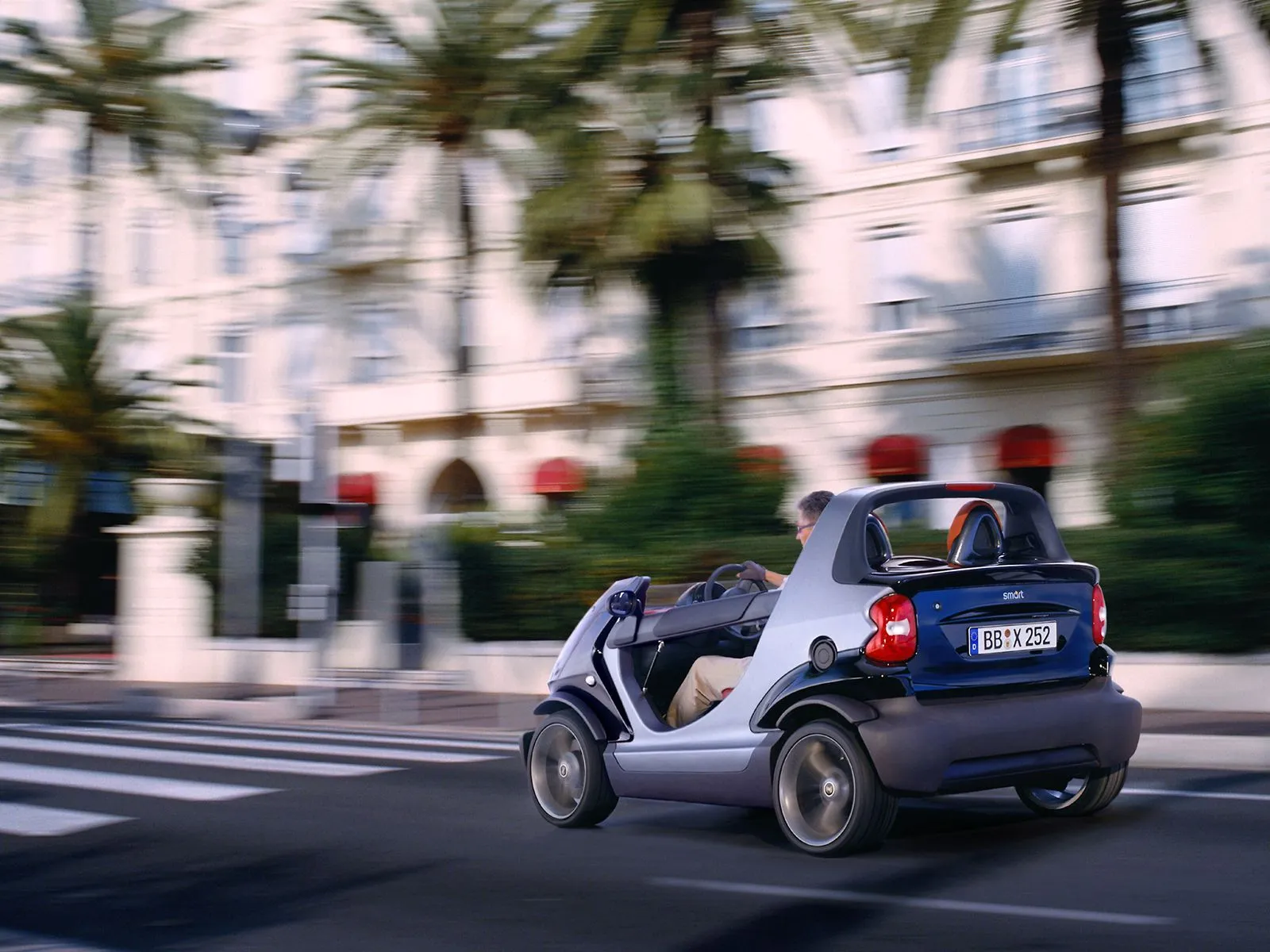 Smart crossblade