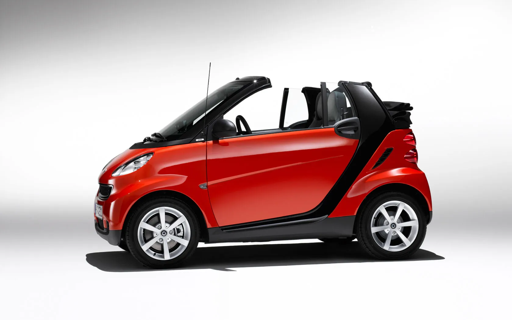 Smart fortwo edition red