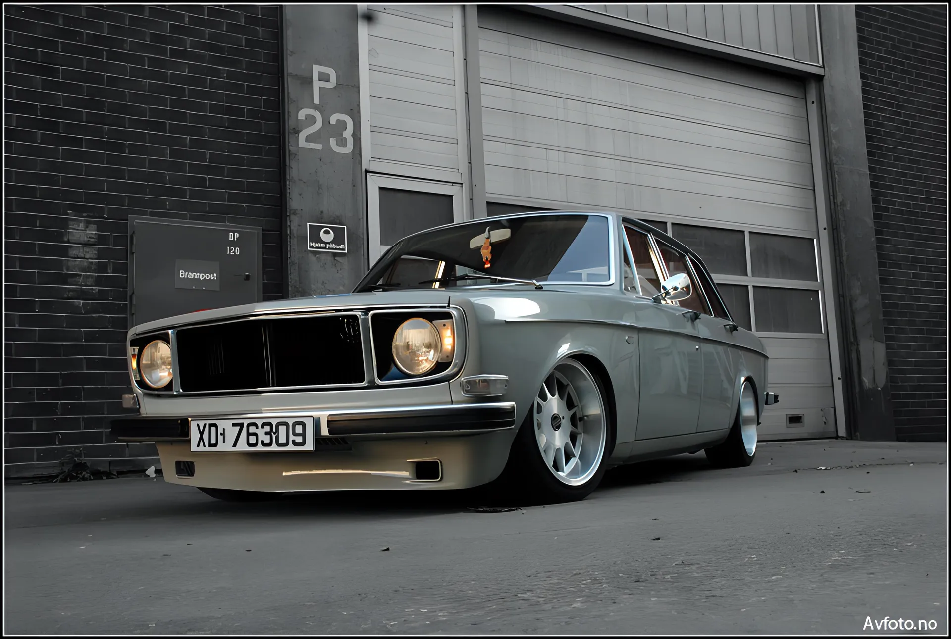 Volvo 144 technical details, history, photos on Better Parts LTD