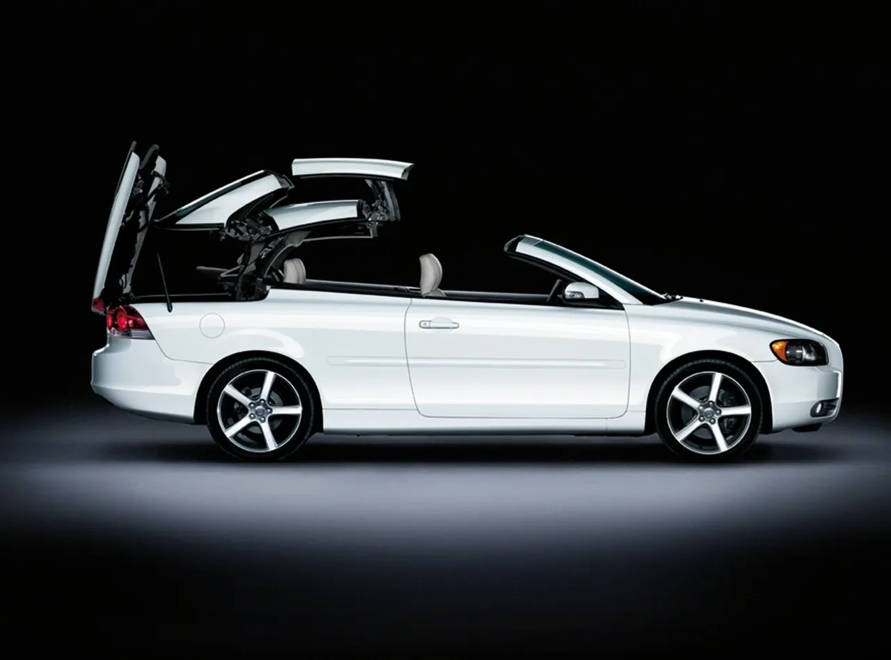 Volvo C70 Coupé-Cabrio technical details, history, photos on Better ...