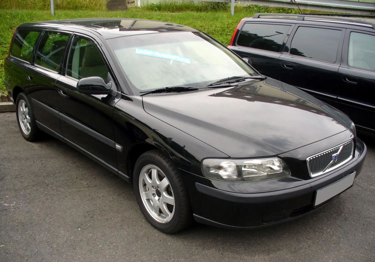 Volvo V70 2.4 D technical details, history, photos on Better Parts LTD